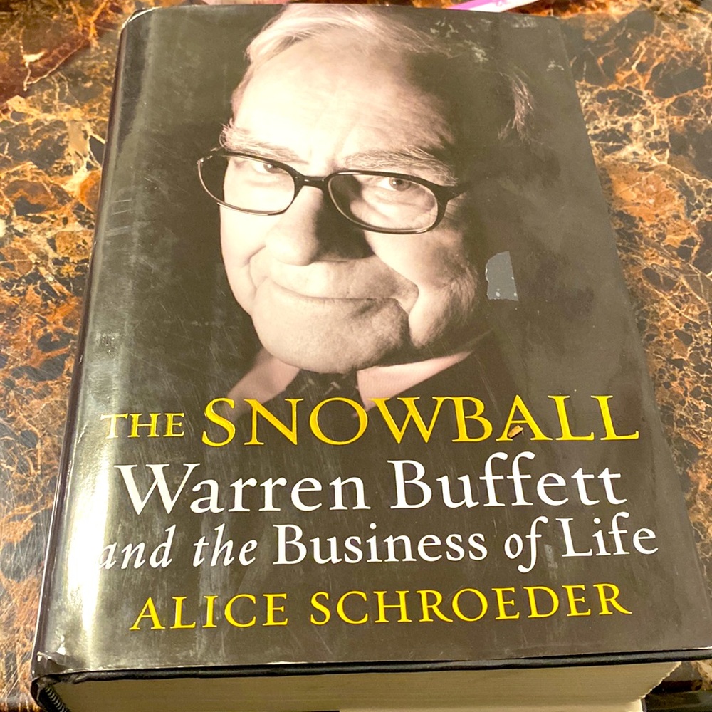The Snowball: Warren Buffett And The Business Of Life… - Gem